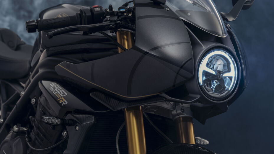 Triumph Speed Triple 1200 RR Bond Edition zum Bond-Jubiläum