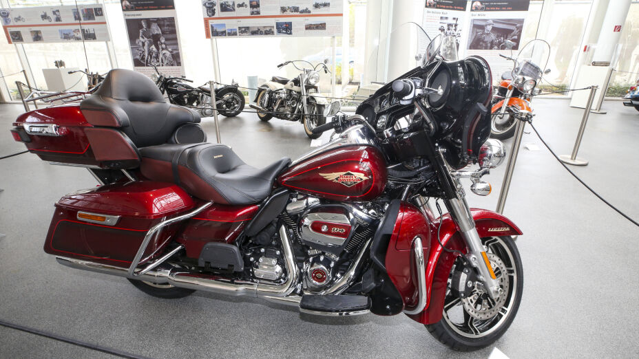 Zu Besuch in der Ausstellung „120 Jahre Harley-Davidson“ – und sie ...