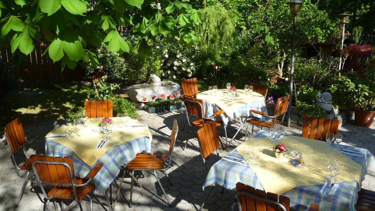 Hotel Restaurant Zum Falken in Südtirol – Motorradhotel