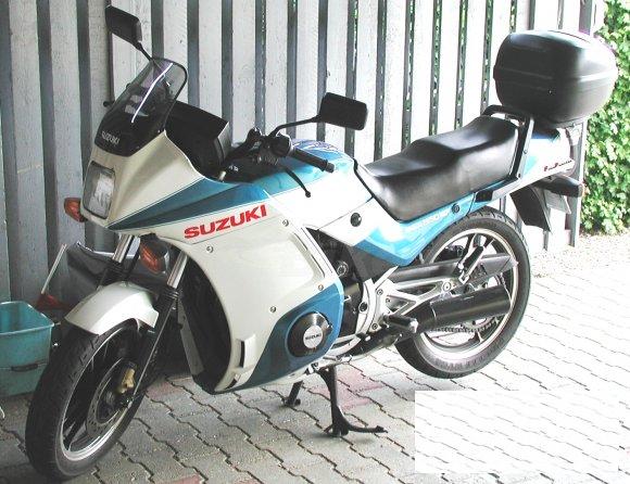Suzuki GSX 550 EF alle Baujahre bis 1987 - Technische Daten